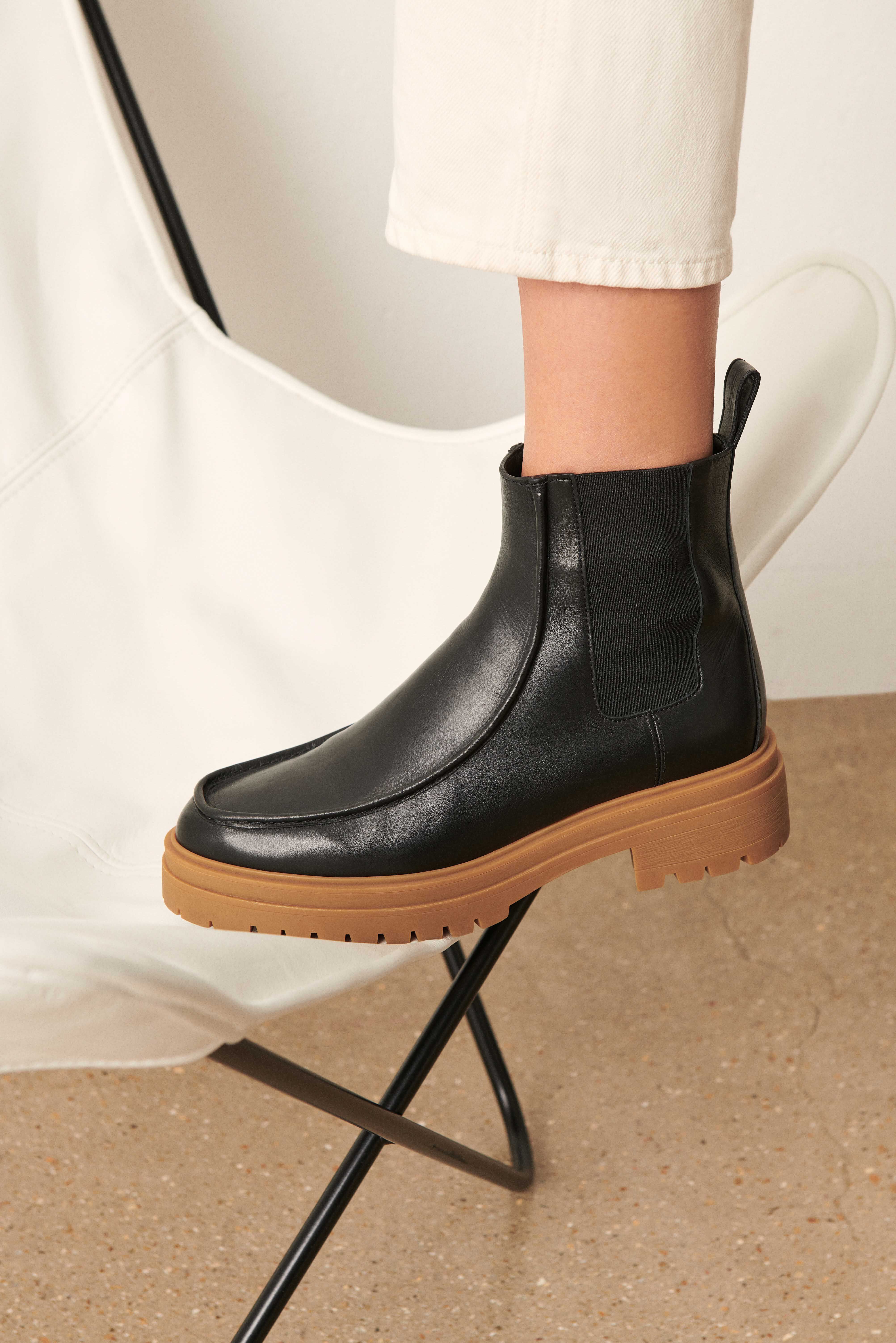 BOOTS CUTTY NOIR // ba&sh HK