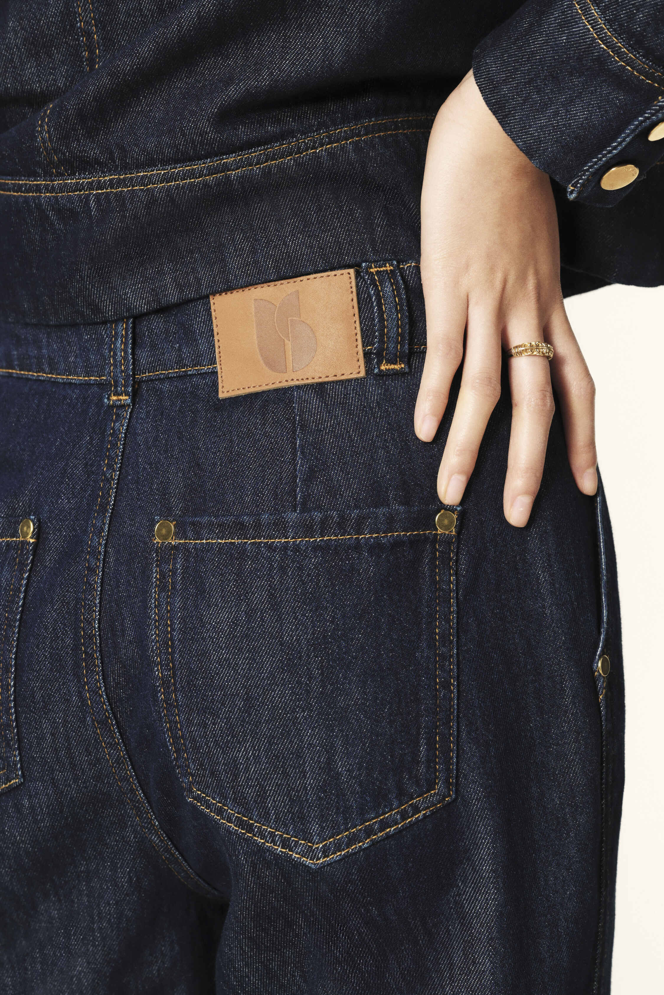Trousers & Jeans - Flared Trousers, Joggers & Denim Jeans| ba&sh UK