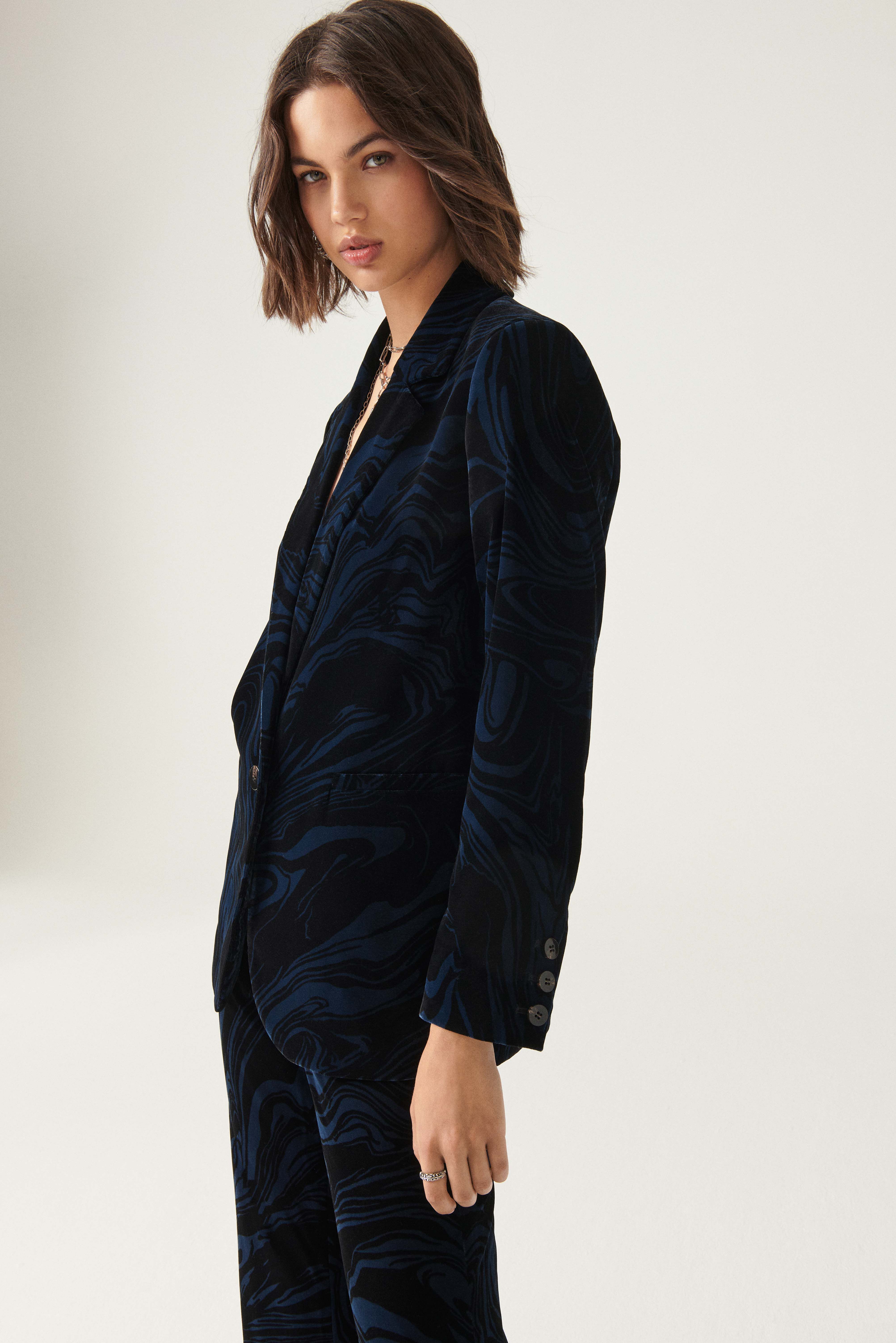 Women's Outerwear - Blazers, Jackets & Trench Coats | ba&sh