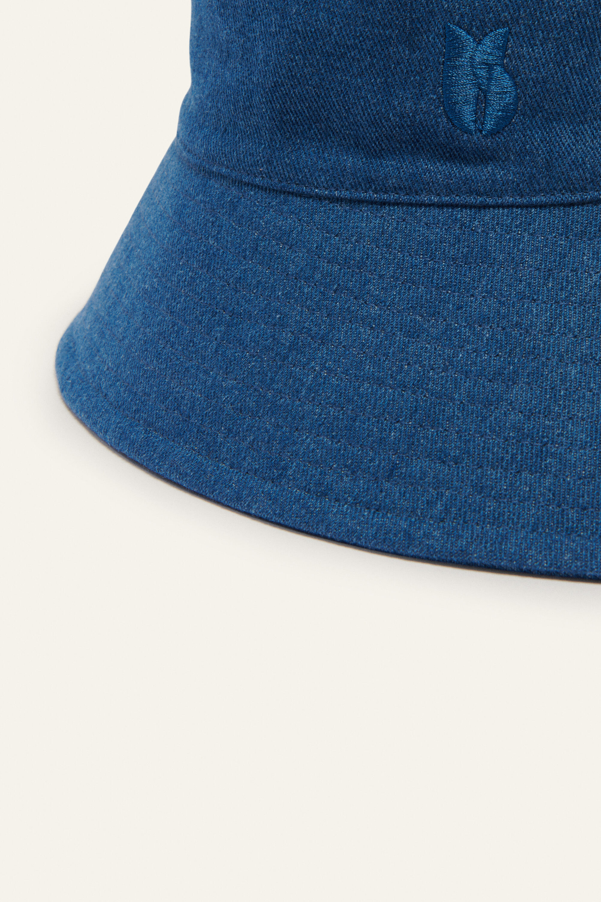 Bucket-Style Hat Hilo Pink // ba&sh CA